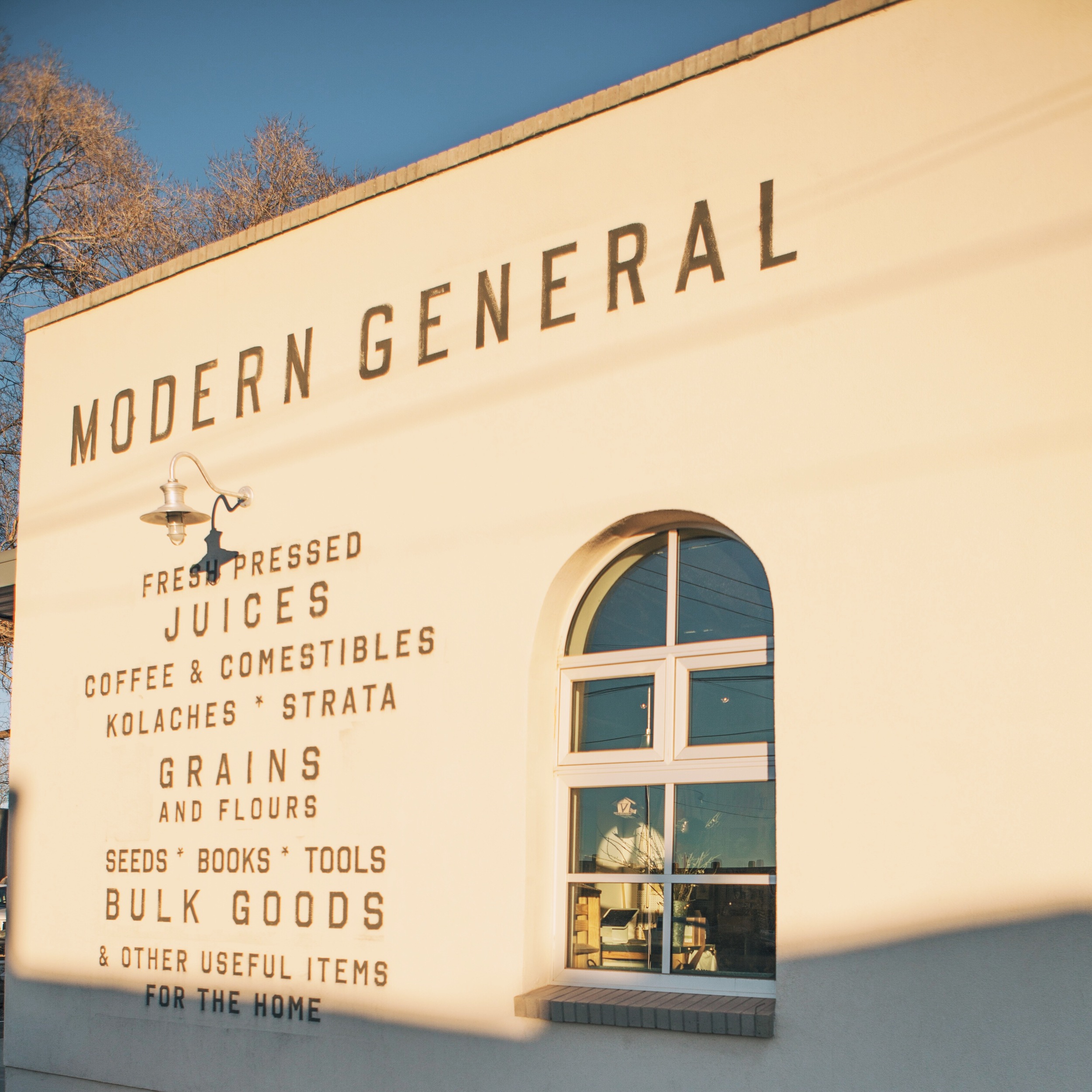 Wanderful City Guide: Santa Fe, New Mexico — Oui, We