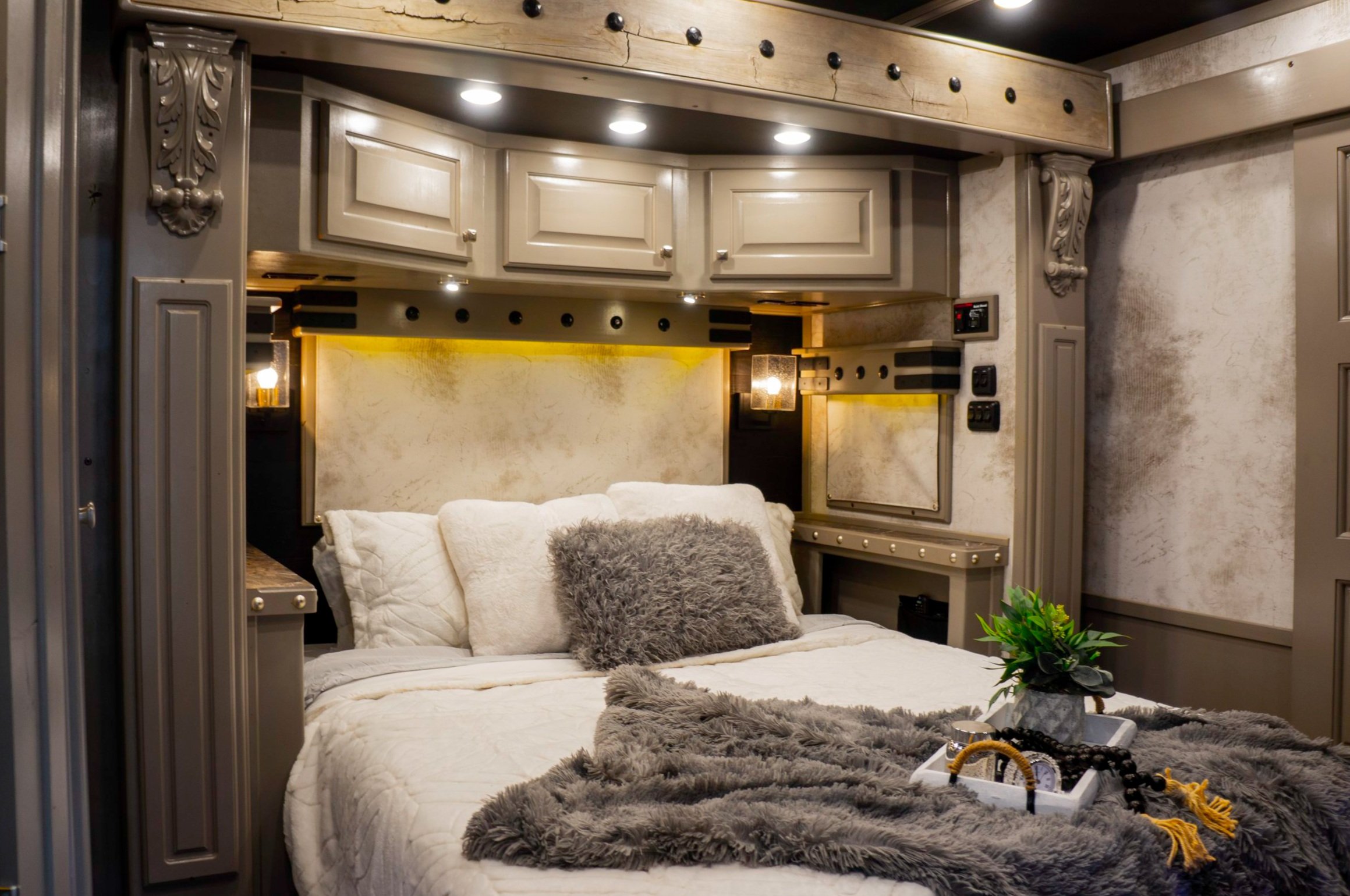 OUTLAW CONVERSIONS—Outlaw Conversions Homepage