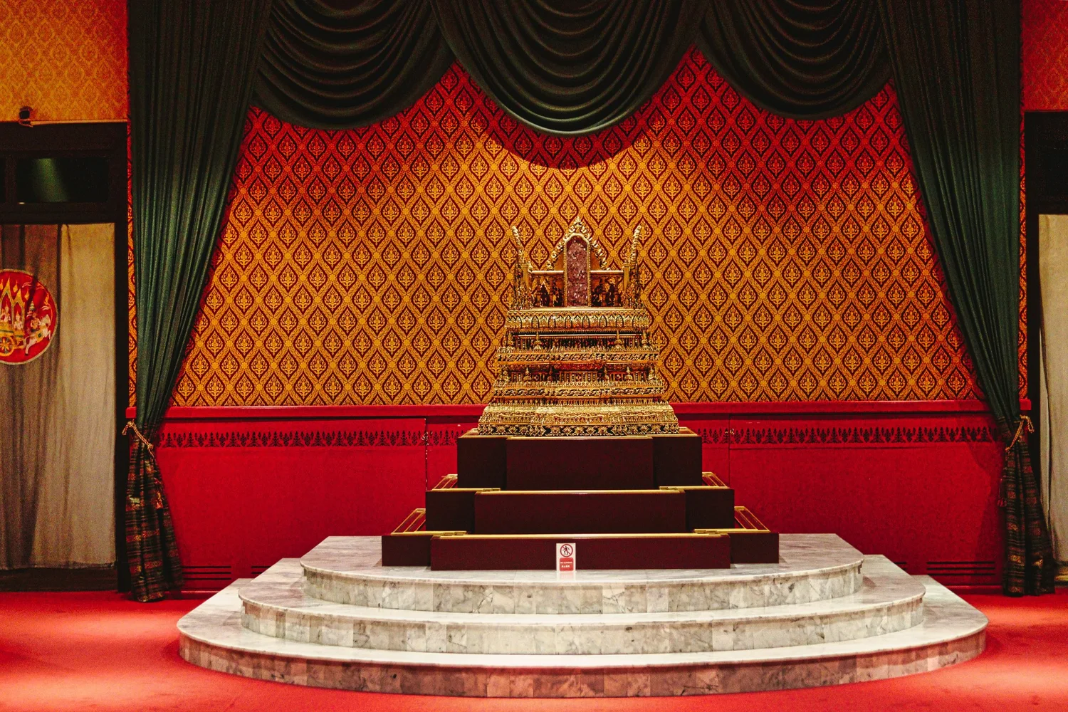 The Throne as a Tactic: Why Branded Restrooms Are Your Next Competitive ...