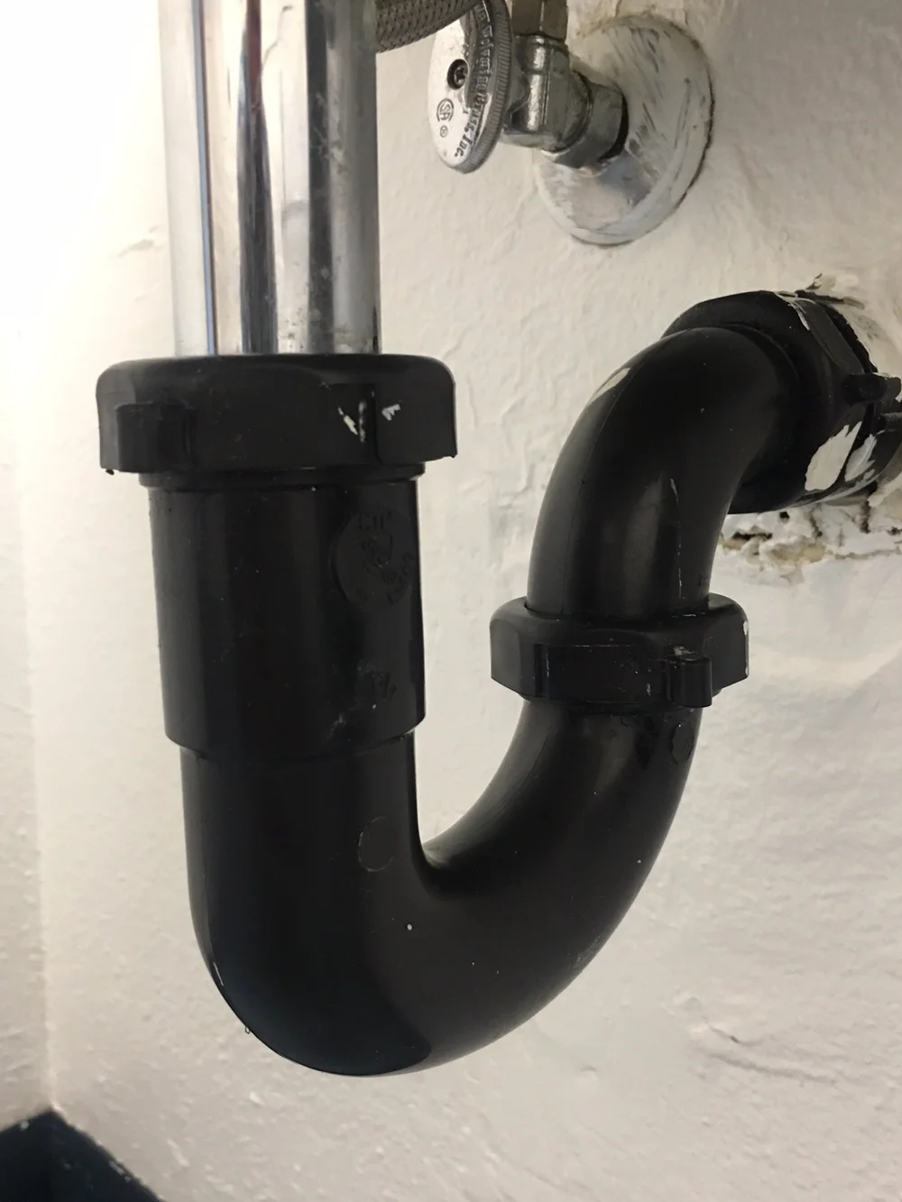 The Problems with U-Traps | Waterless Co Inc.