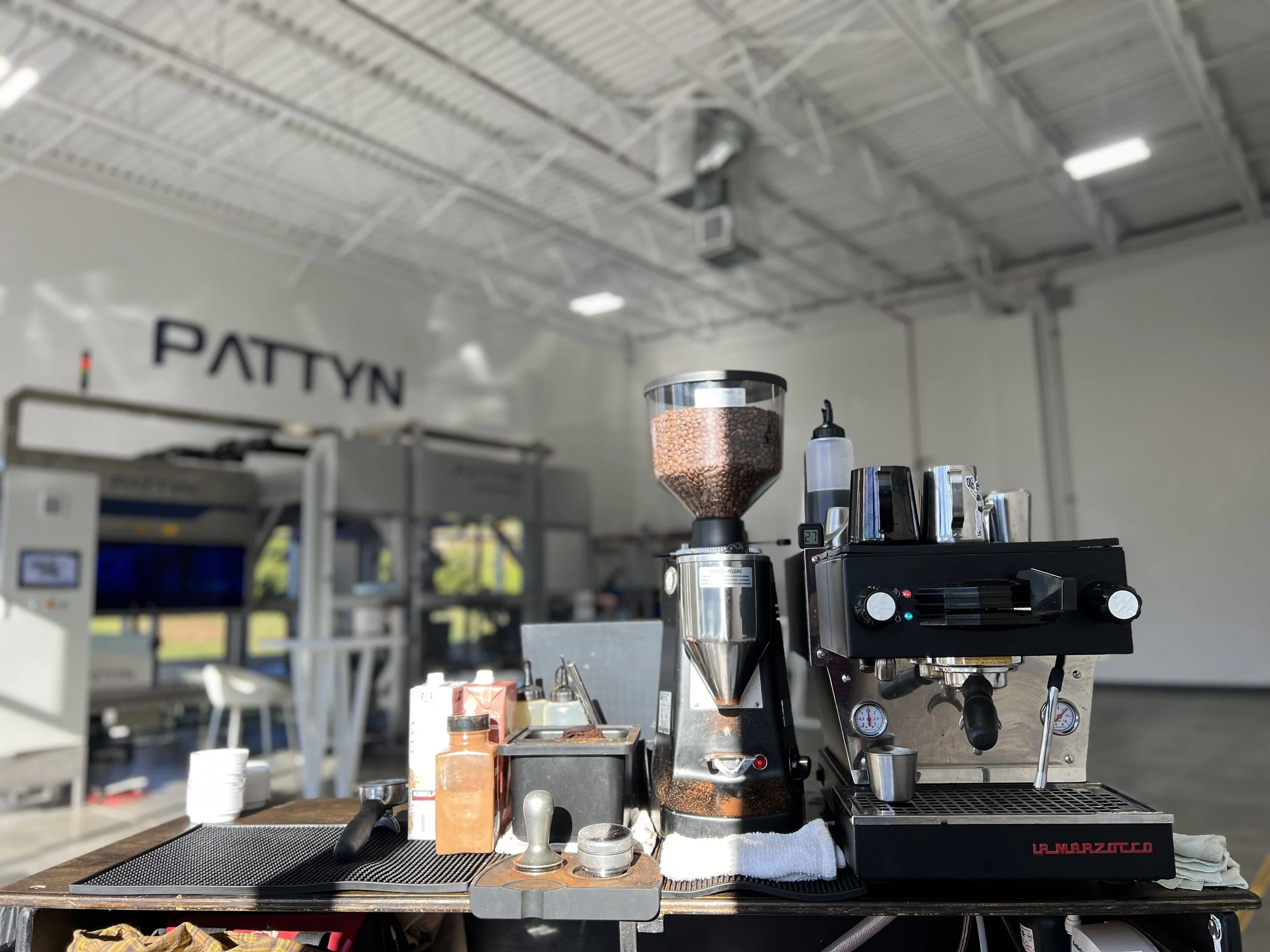 CRESCENDO MOBILE BAR • Espresso + Coffee Service