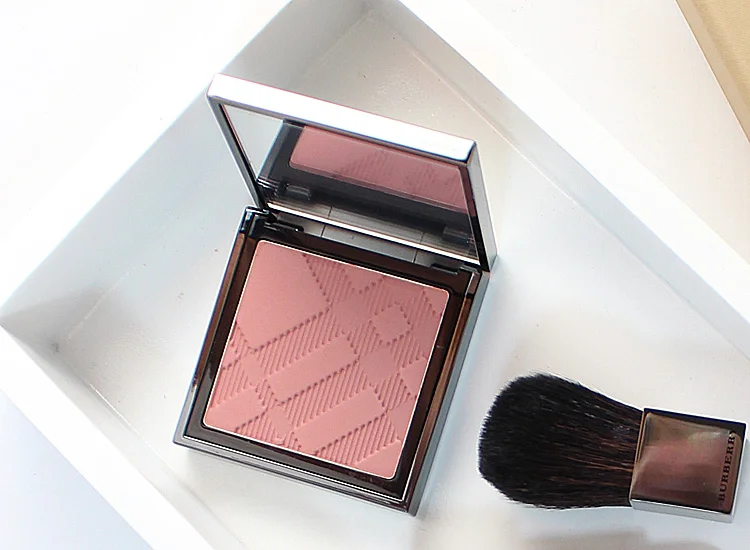 BURBERRY Beauty Box. — Beautiful Makeup Search