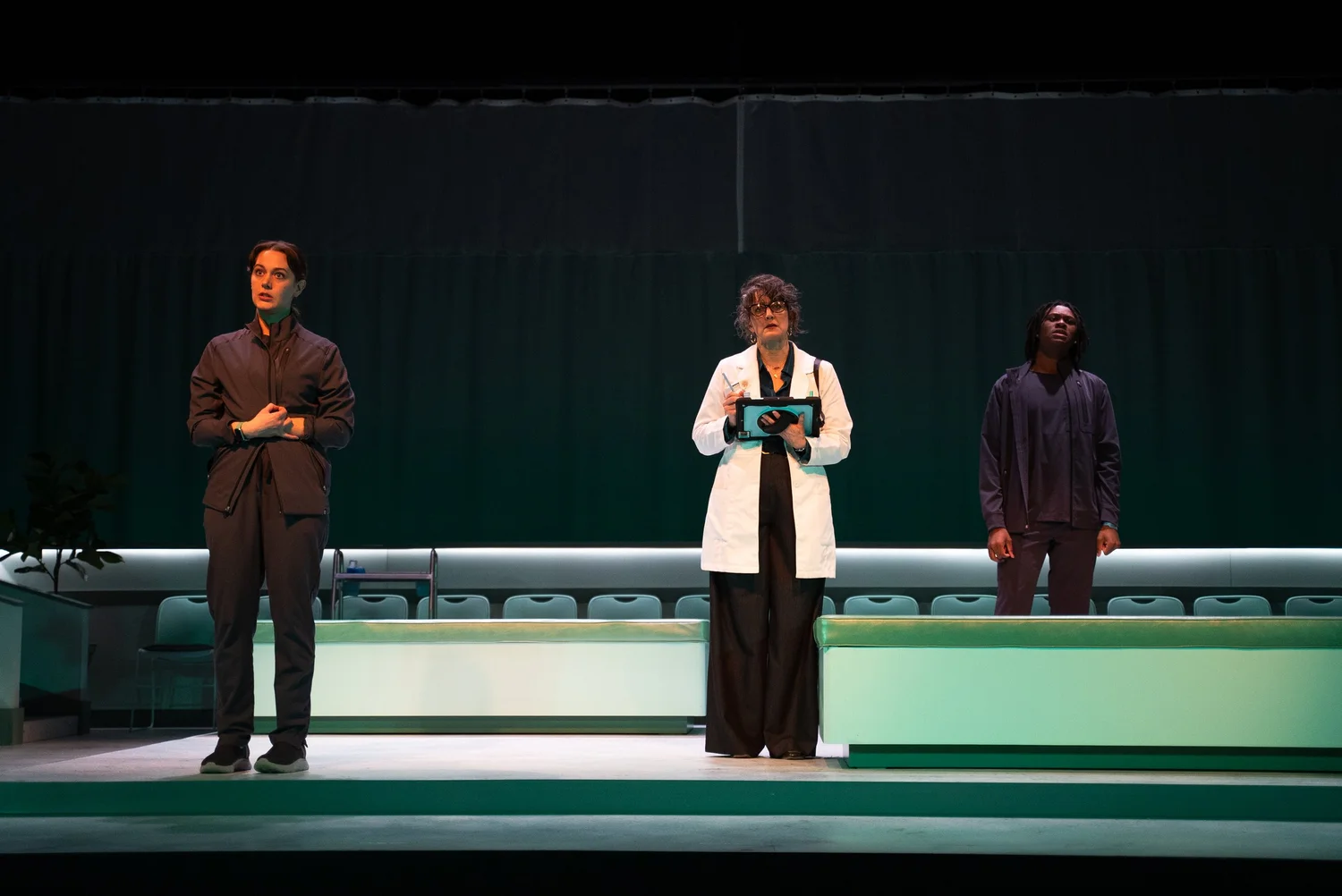 Theater Criticism Course — Jungle Theater