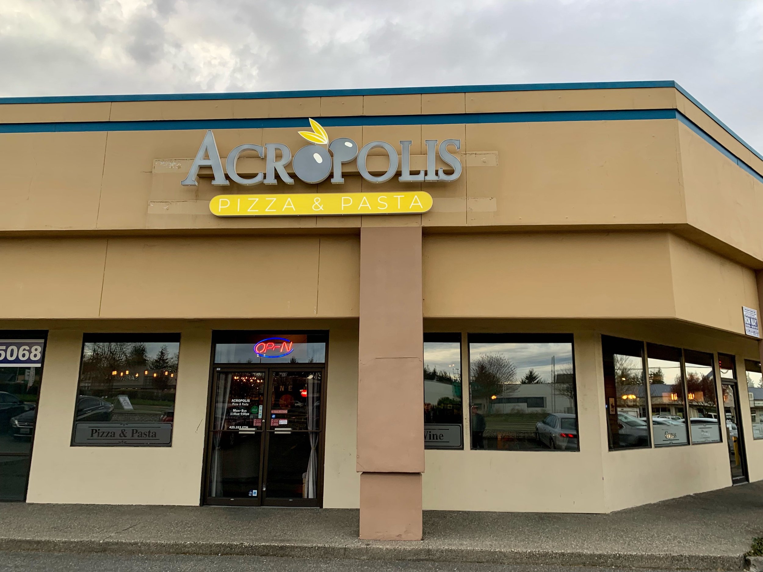 Hidden in Plain Sight: South Everett’s Acropolis Pizza & Pasta — Live ...