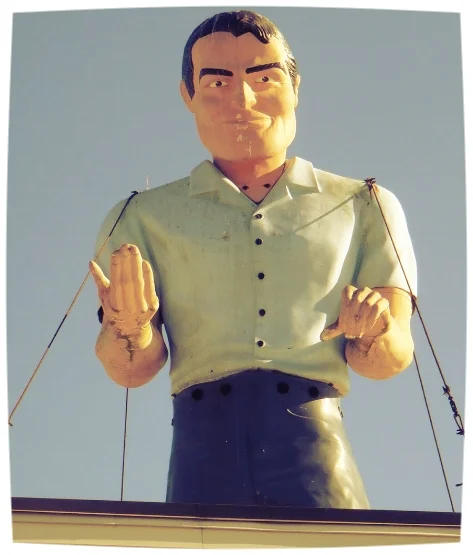 Muffler... Men? — Live in Everett