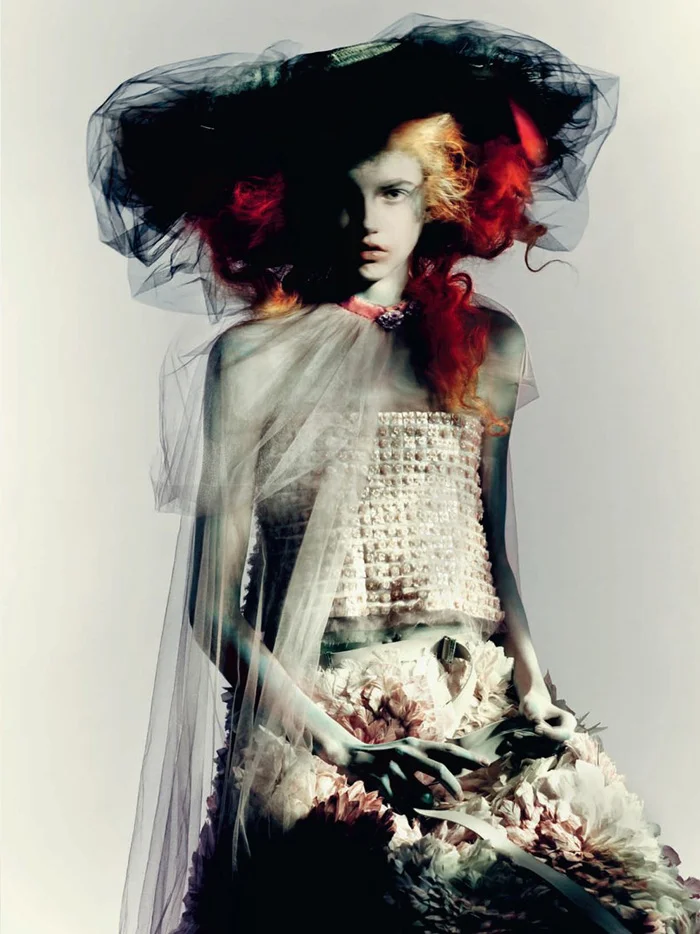 Molly Bair Is Lensed In 'Full Bloom' By Paolo Roversi For Vogue Italia ...