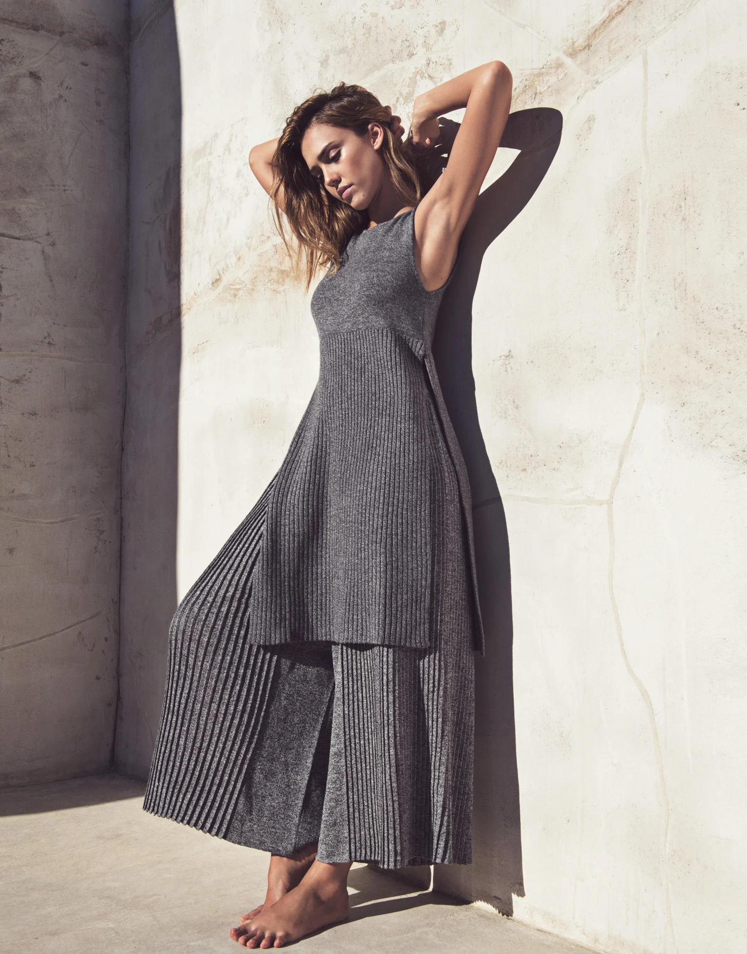 Jessica Alba Loves Modern Knits In Sebastian Kim Images For The Edit ...