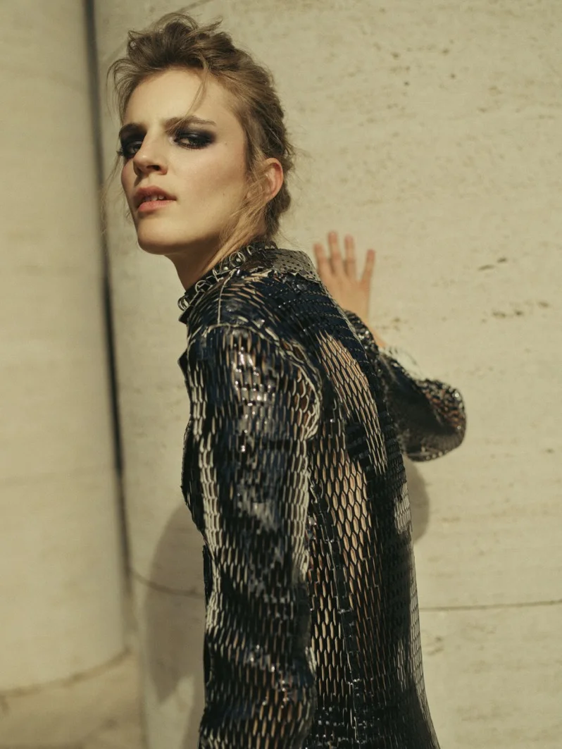 Laura Kampman Is Ancient Modern In Ahmet Unver Images For L'Officiel ...