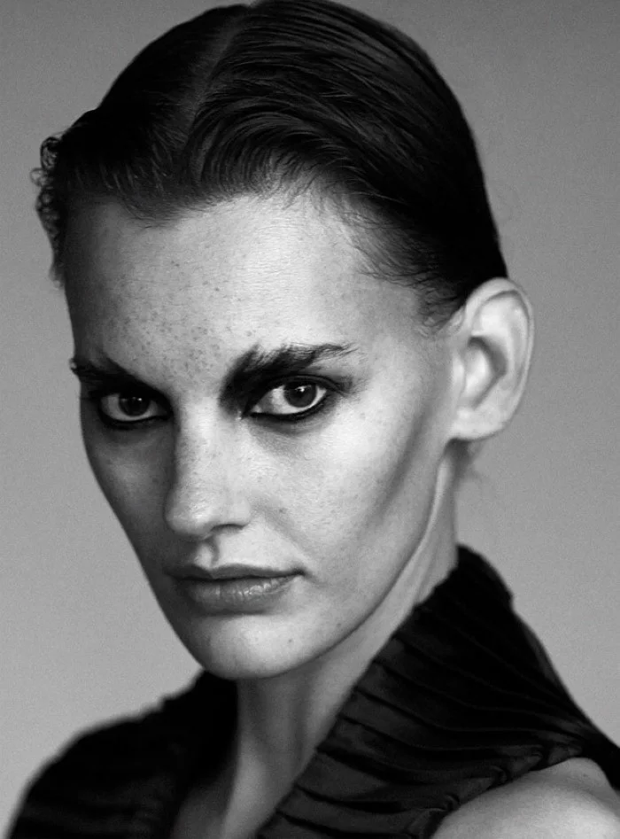 Amanda Murphy Plays At 'Tempest' Lensed By Alex Cayley For Zoo Magazine ...