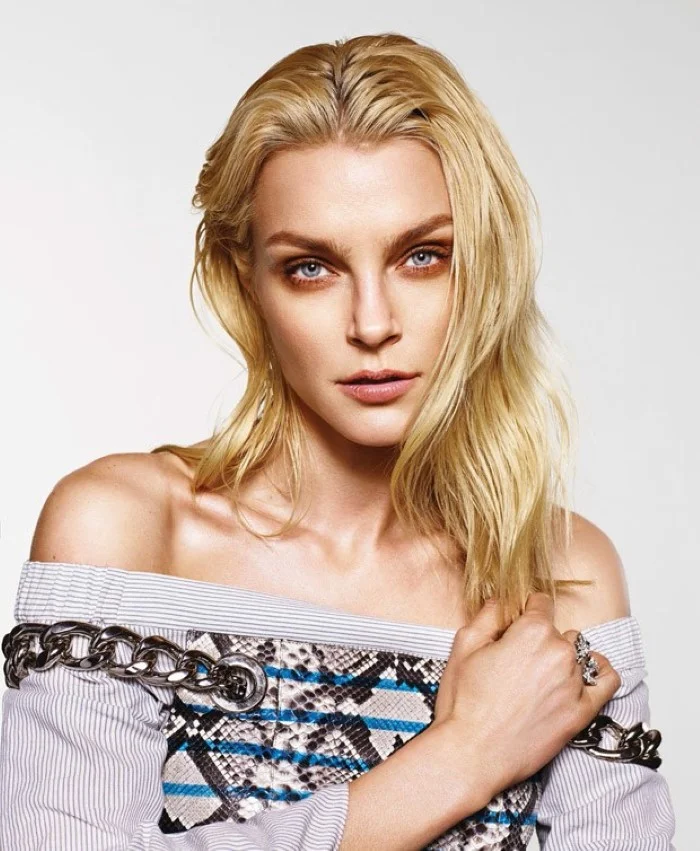 Jessica Stam Is Lensed By Matallana For Harper's Bazaar Mexico February ...