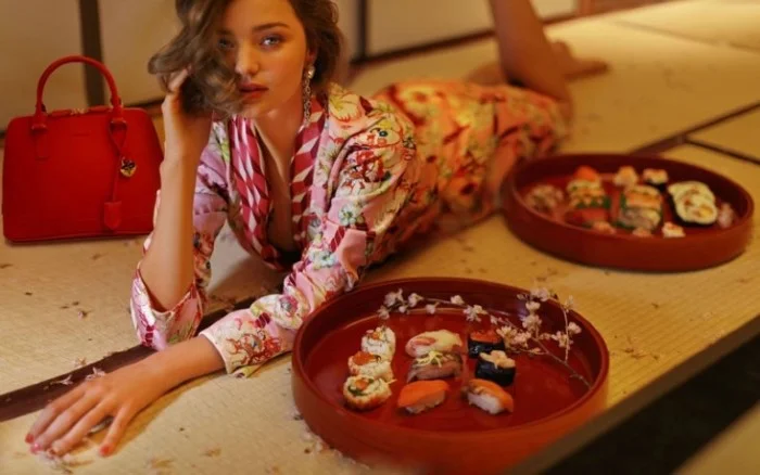Miranda Kerr Is Feminine Goddess In Chen Man Images For Grazia China ...