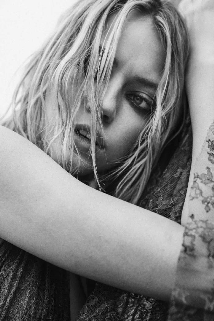 Pyper America Gets Street Savvy In An Le Images For Vogue Ukraine June ...