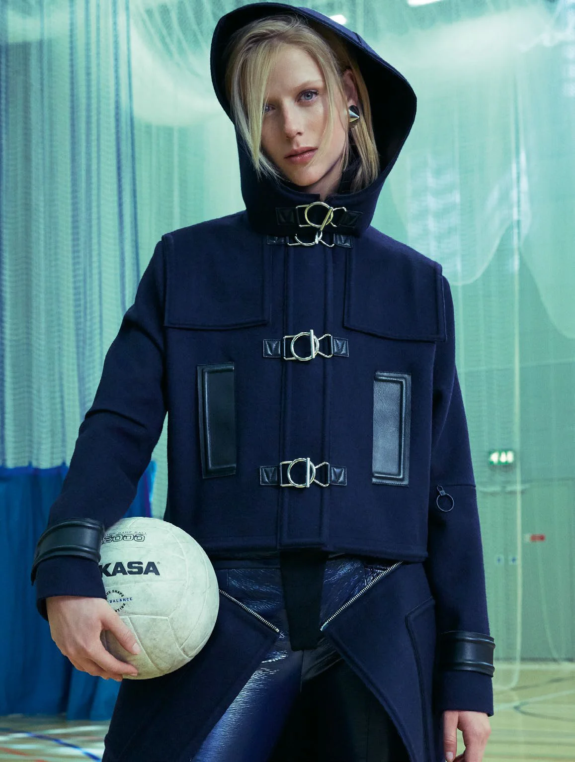 Kai Z Feng Flashes The 'New Collections' For Elle UK August 2016 — Anne ...