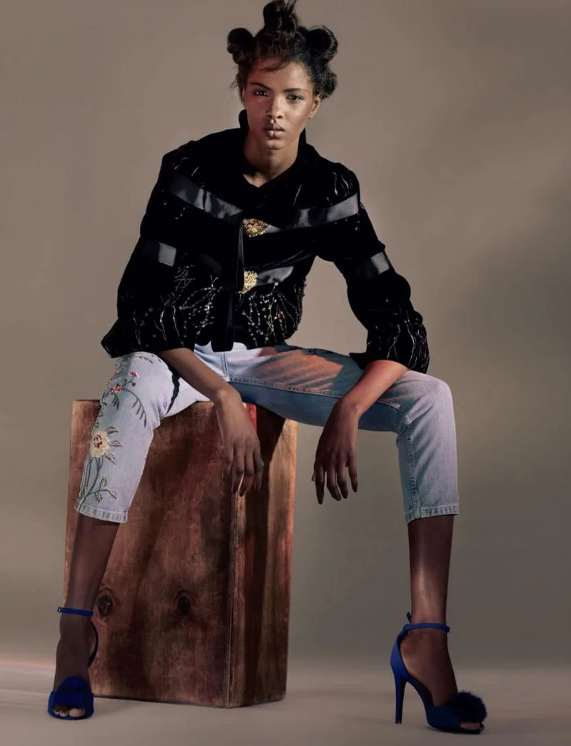 Thaina Os Is Lensed By Travys Owen In 'Pretty Tough' For Elle SA ...