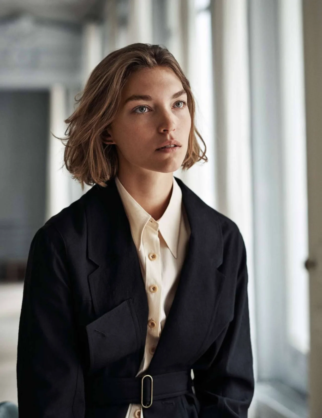 Arizona Muse Poses For 'Early In The Morning' By Steven Pan For Elle ...