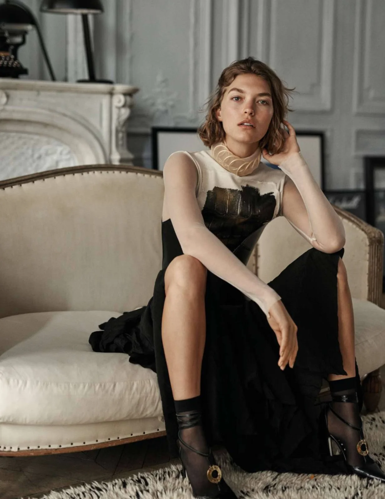 Arizona Muse Poses For 'Early In The Morning' By Steven Pan For Elle ...