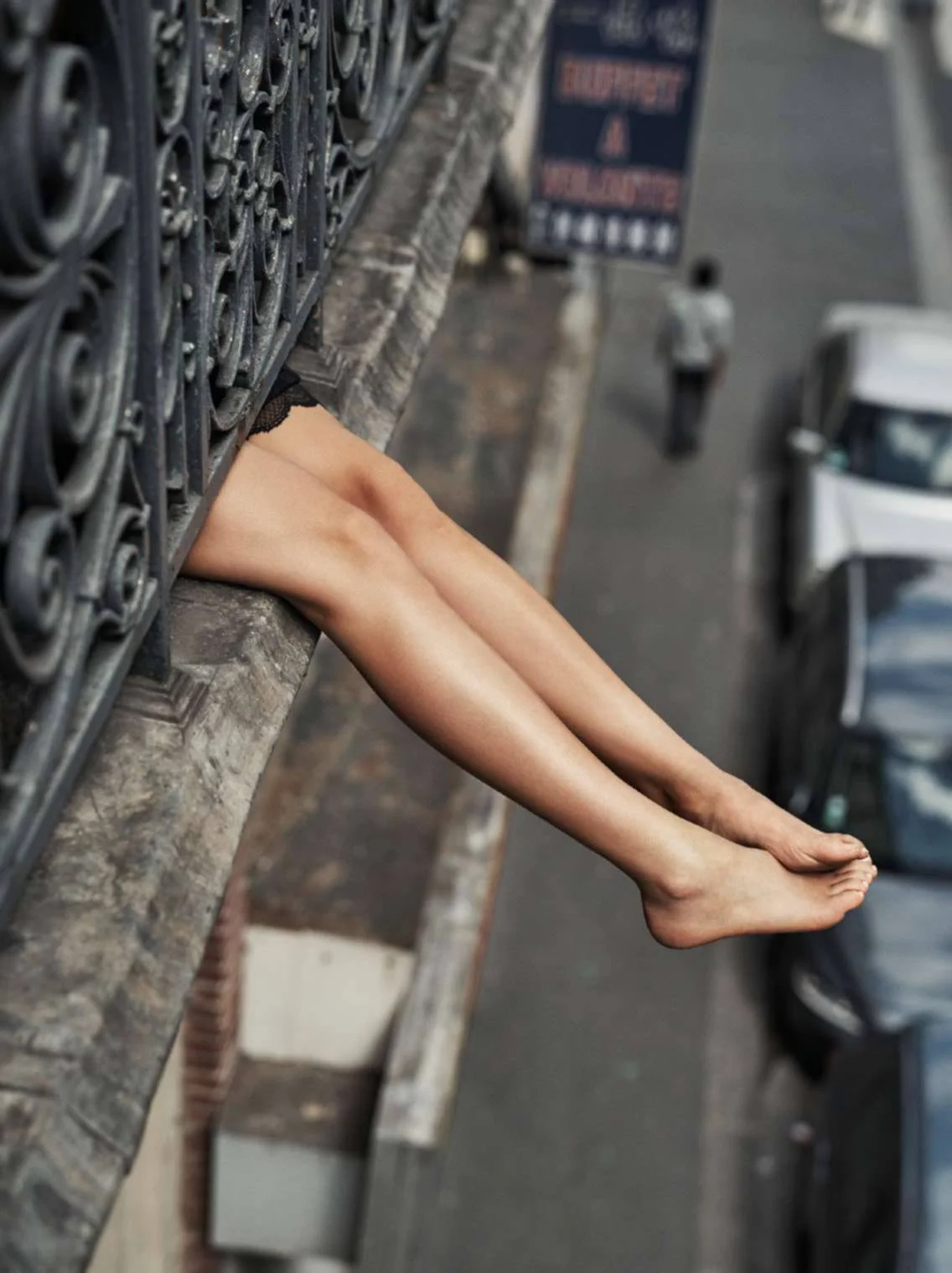 Arizona Muse Poses For 'Early In The Morning' By Steven Pan For Elle ...