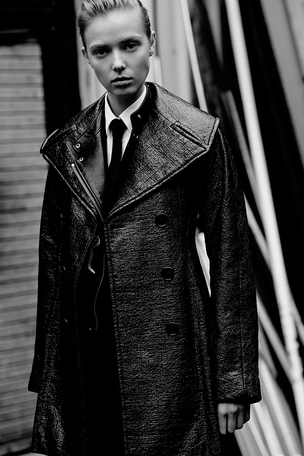 Collier Schorr Flashes 'Glossy Power' For Vogue China October 2016 ...