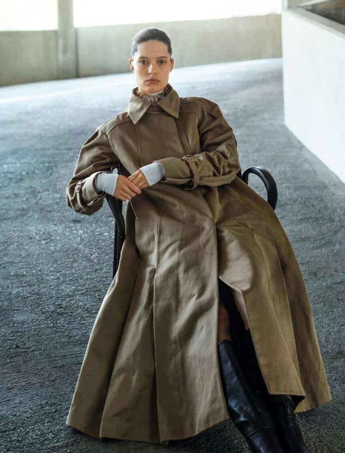Anna Cholewa Fronts 'Grand Large' By Peter Gehrke For Grazia France ...