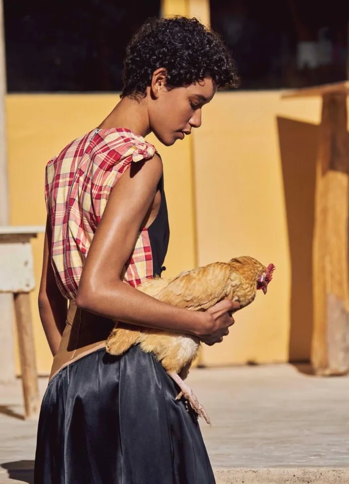 Julia Noni Flashes Dilone in 'Chic Easy Pieces' For Harper's Bazaar US ...