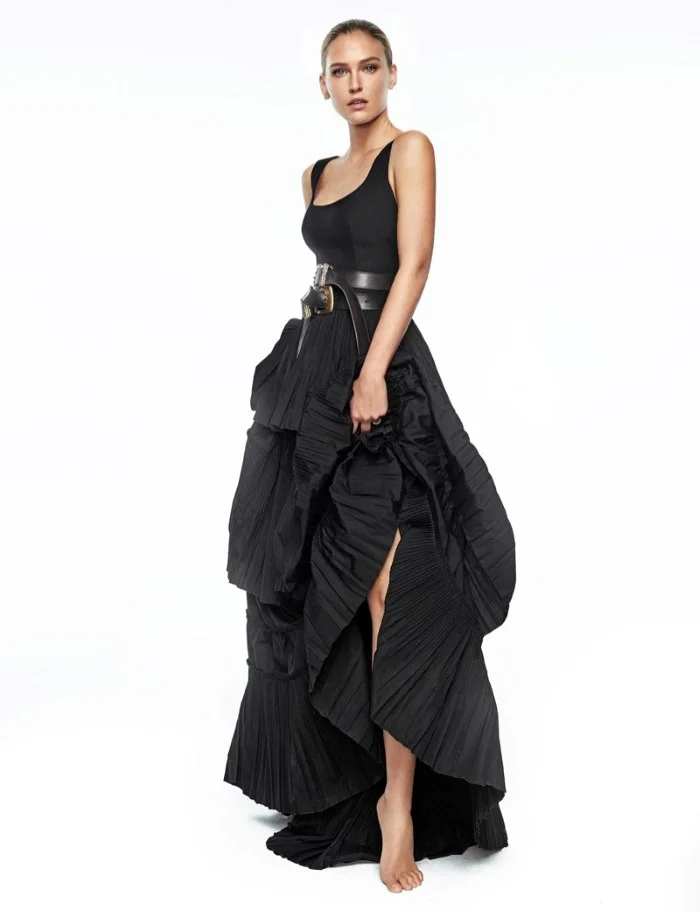 Bar Refaeli Debuts Mommy Body In Xavi Gordo Images For Elle Spain March ...