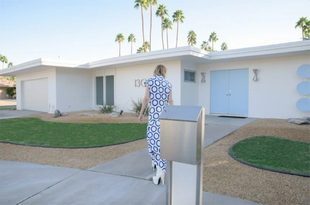 Alexandra Elizabeth Ljadov Poses In 'Shaking Doors' By Alva Galim For ...