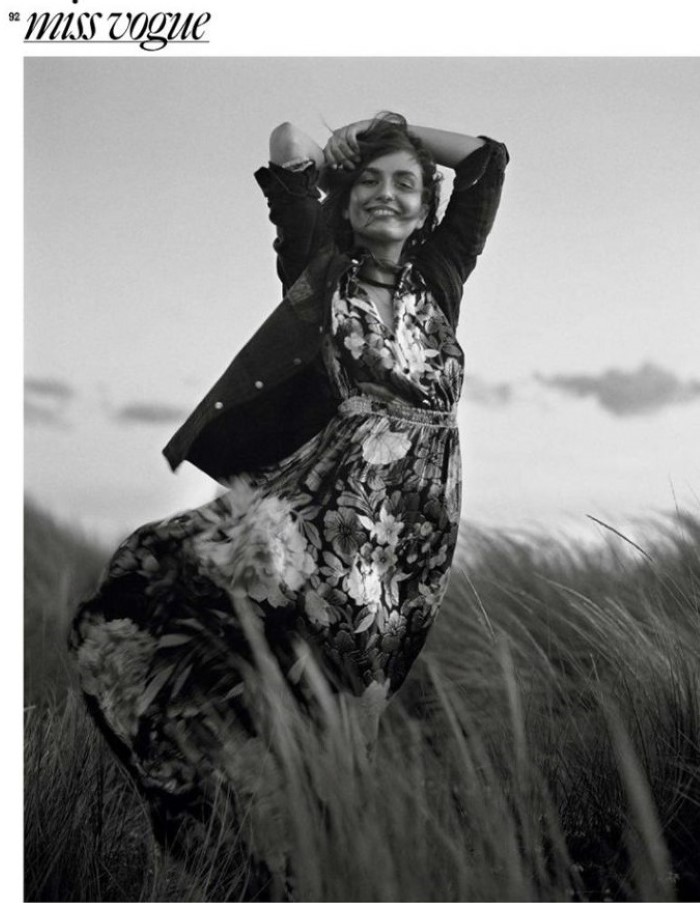 Dan Martensen Eyes Andreea Diaconu In 'L'air libre' For Vogue Paris ...