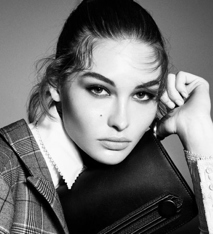 Steven Meisel Flashes Grace Elizabeth, Vittoria Ceretti & Friends For ...