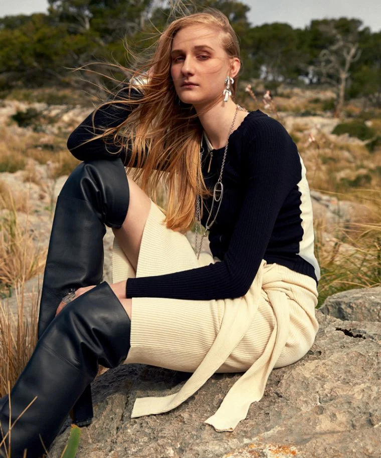 Charlotte Lindvig Is Lensed By Stella Pearson For S Moda As 'Planeta ...