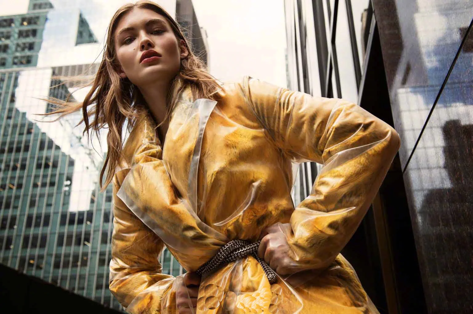 Sebastian Kim Flashes Grace Elizabeth In 'Don't Walk Stride' For The ...