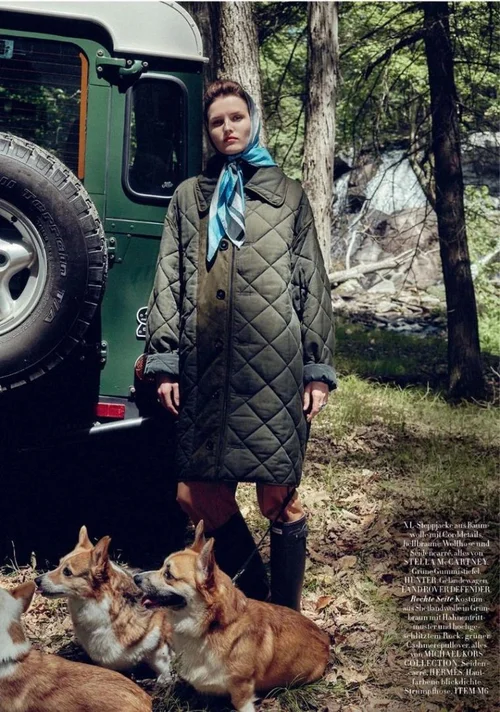 Katlin Aas Channels Elizabeth II, Lensed By Sanchez & Mongiello For ...