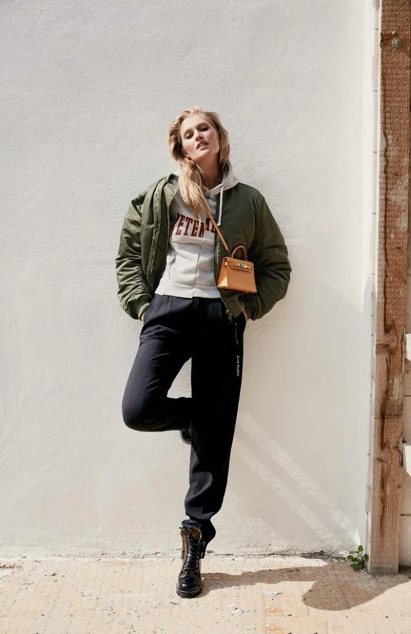 Toni Garrn Celebrates Femme Power In Lydia Gorges Images For Glamour ...