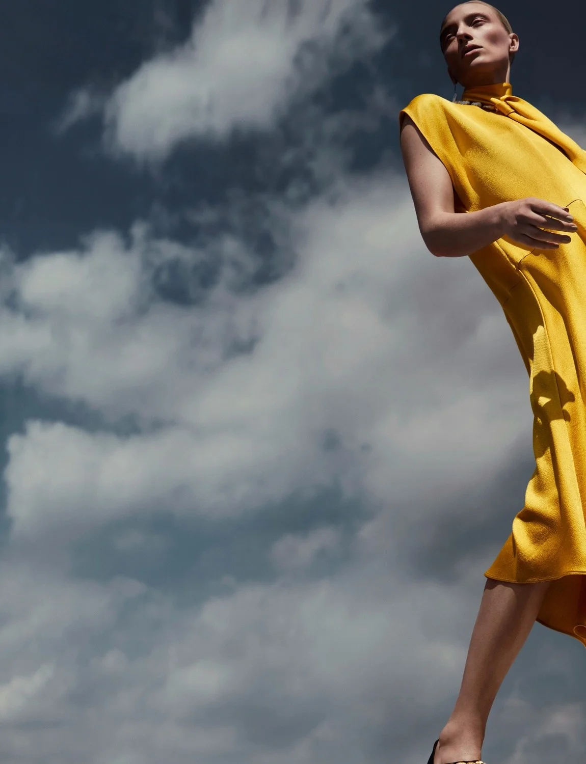 Maggie Maurer Shimmers, Flashed by Sølve Sundsbø For Numéro 'Stellaire ...