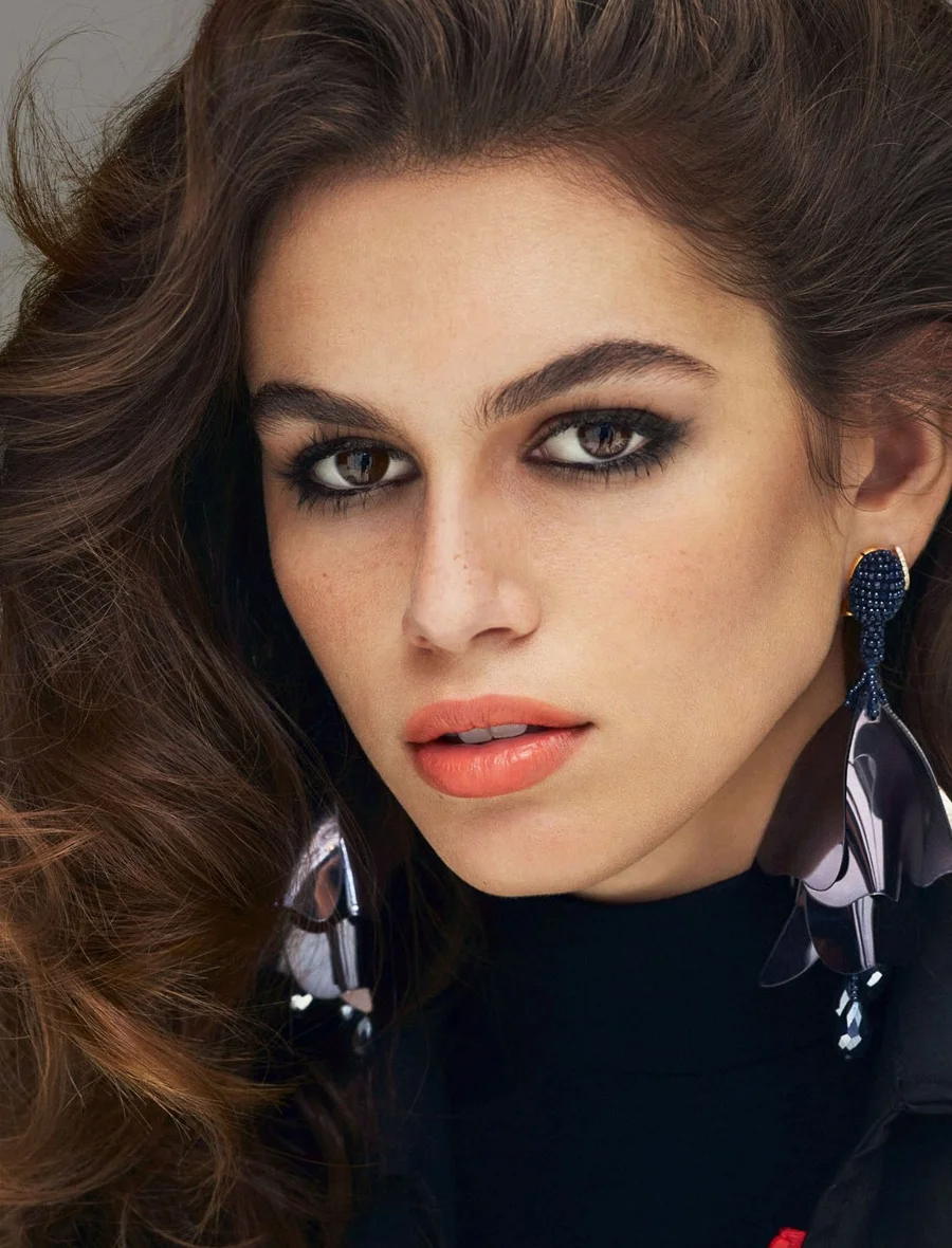 Kaia Gerber Fronts LOVE Magazine's S/S 2018 Issue, Looking '80s By Mert ...