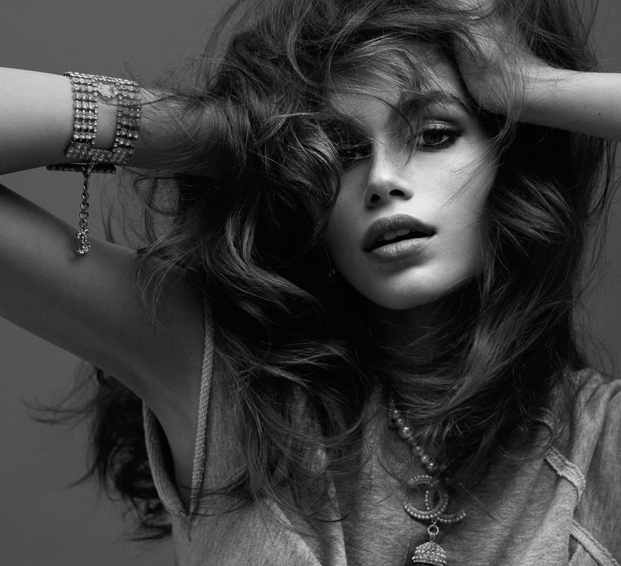 Kaia Gerber Fronts LOVE Magazine's S/S 2018 Issue, Looking '80s By Mert ...