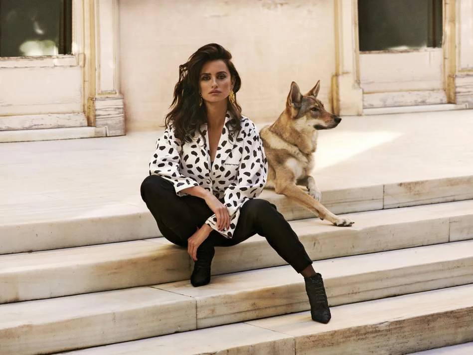 Penélope Cruz Rewrites Fairy Tales, Lensed By Cedric Buchet For Porter ...