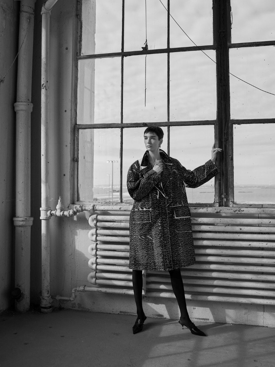 Janice Alida Is Lensed By Zoltan Tombor In 'Eenvoud Siert' For Harper's ...