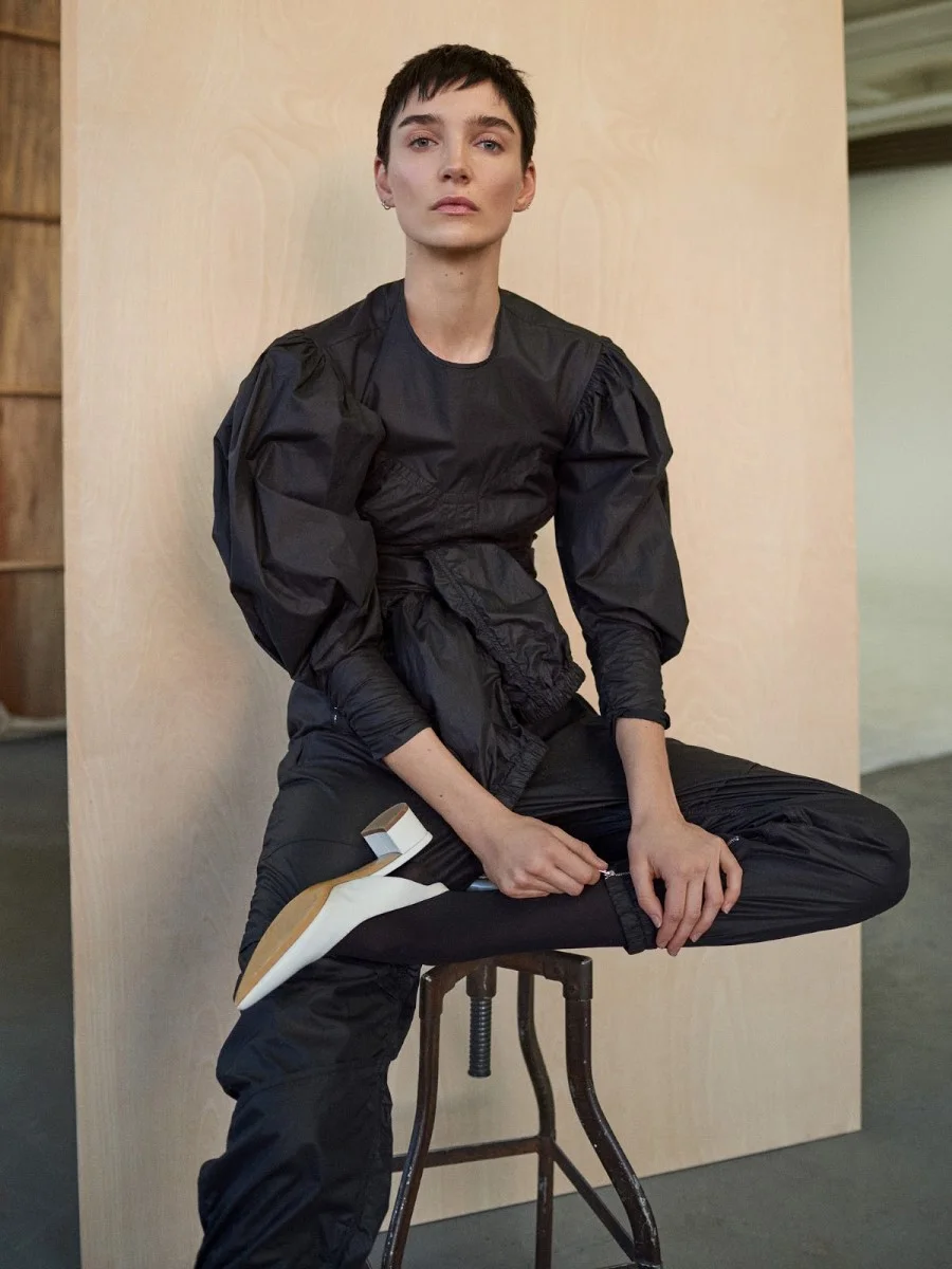 Janice Alida Is Lensed By Zoltan Tombor In 'Eenvoud Siert' For Harper's ...