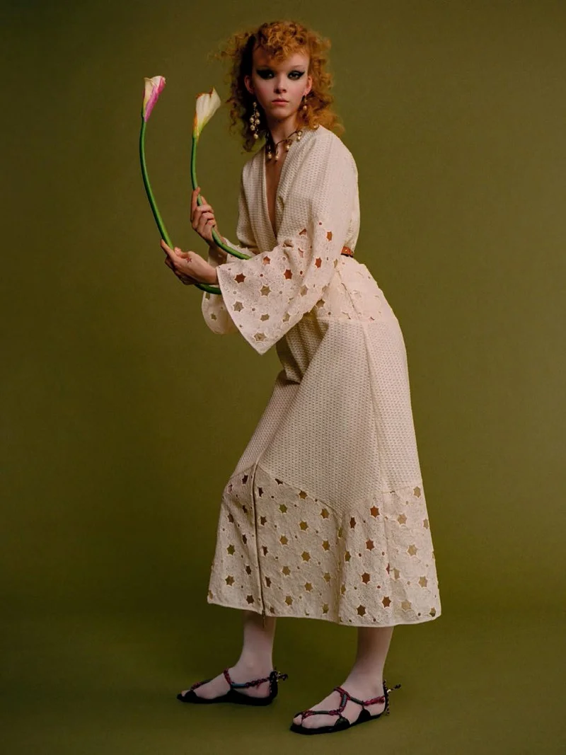 Zee Nunes Captures Lily Nova 'Poder Feminino' For Vogue Brazil March ...