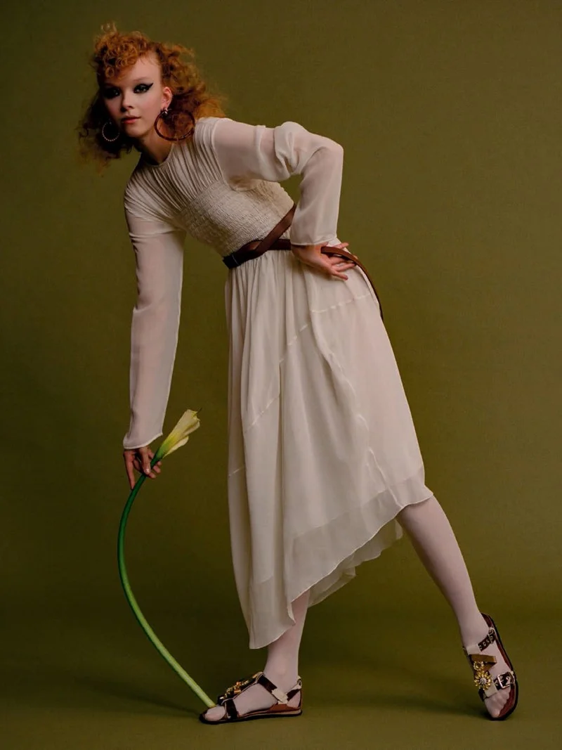 Zee Nunes Captures Lily Nova 'Poder Feminino' For Vogue Brazil March ...