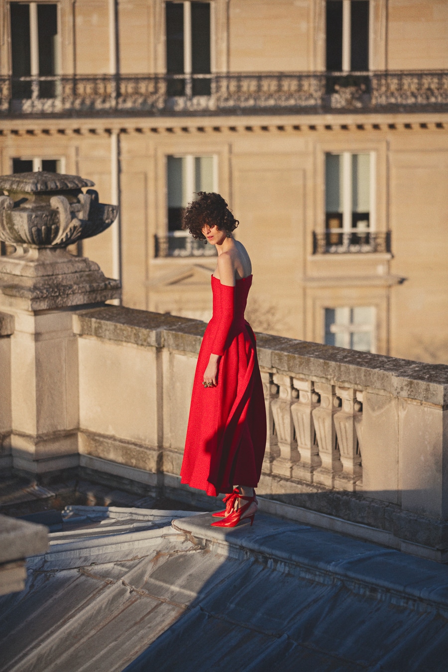 Leo Faria Captures Renata Scheffer in Dior Haute Couture For Elle ...