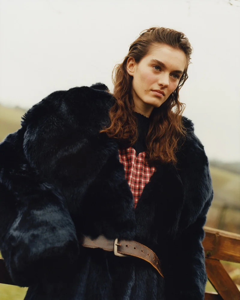Hannah Claverie Is Pure Country Girl In Ben Parks Images For Manifesto ...