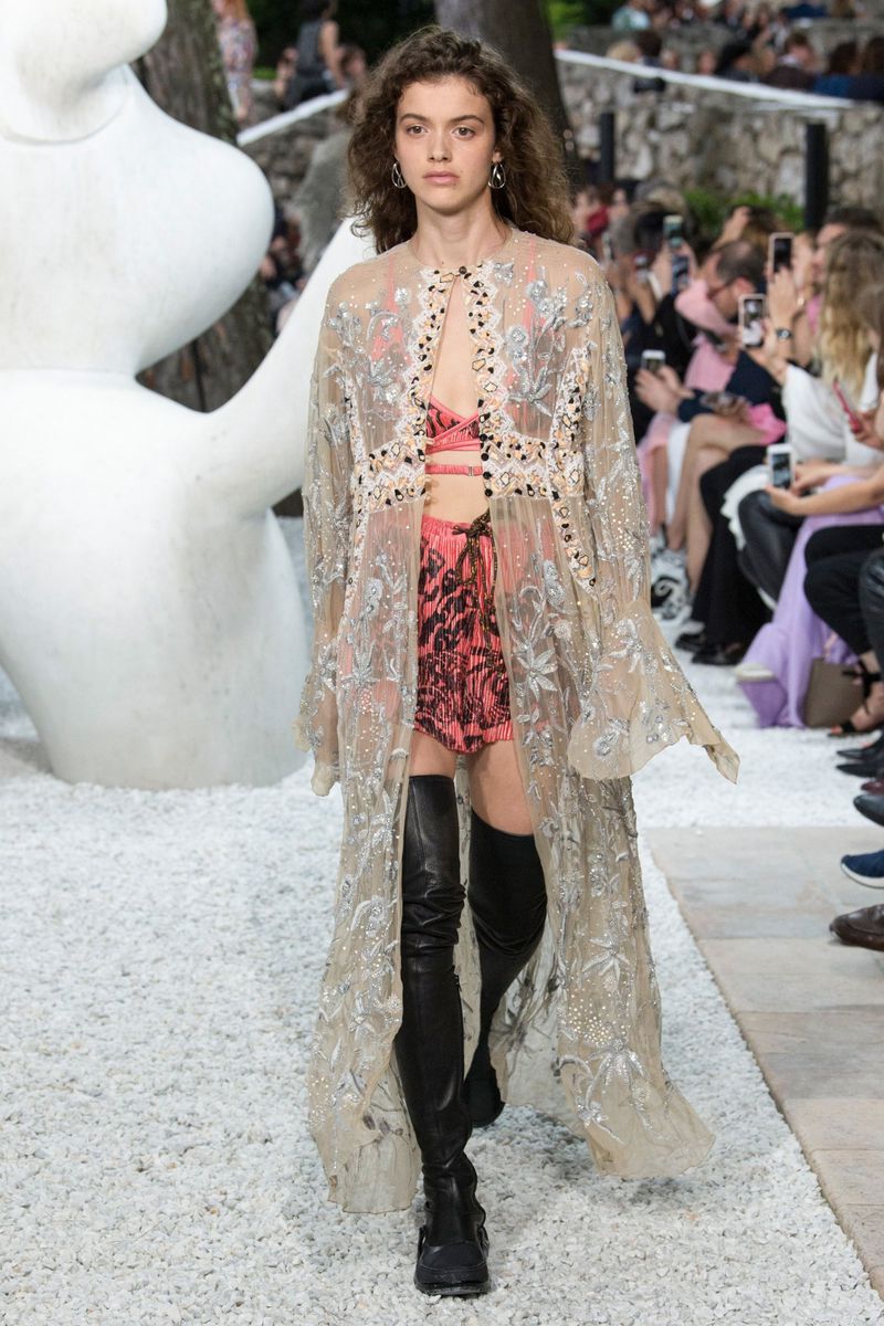 Eye: Nicholas Ghesquiere Honors Vintage Artistry, Coddington Cats ...
