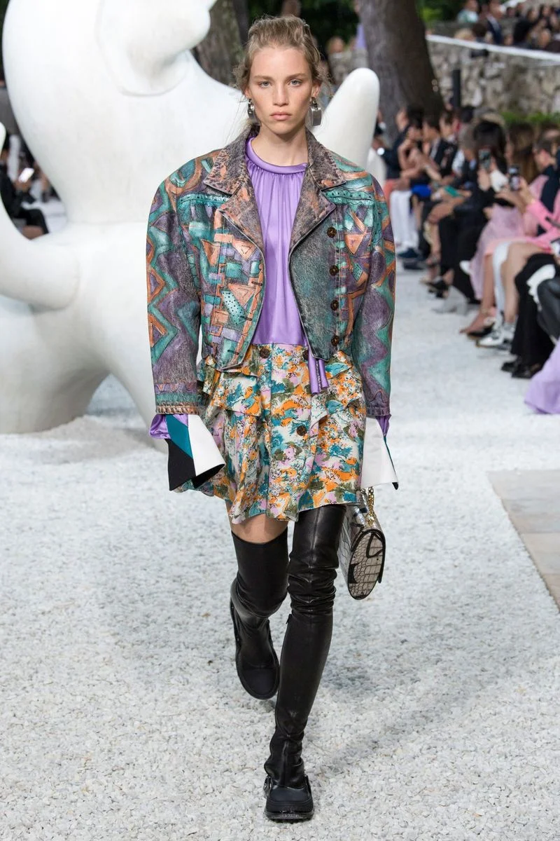 Eye: Nicholas Ghesquiere Honors Vintage Artistry, Coddington Cats ...