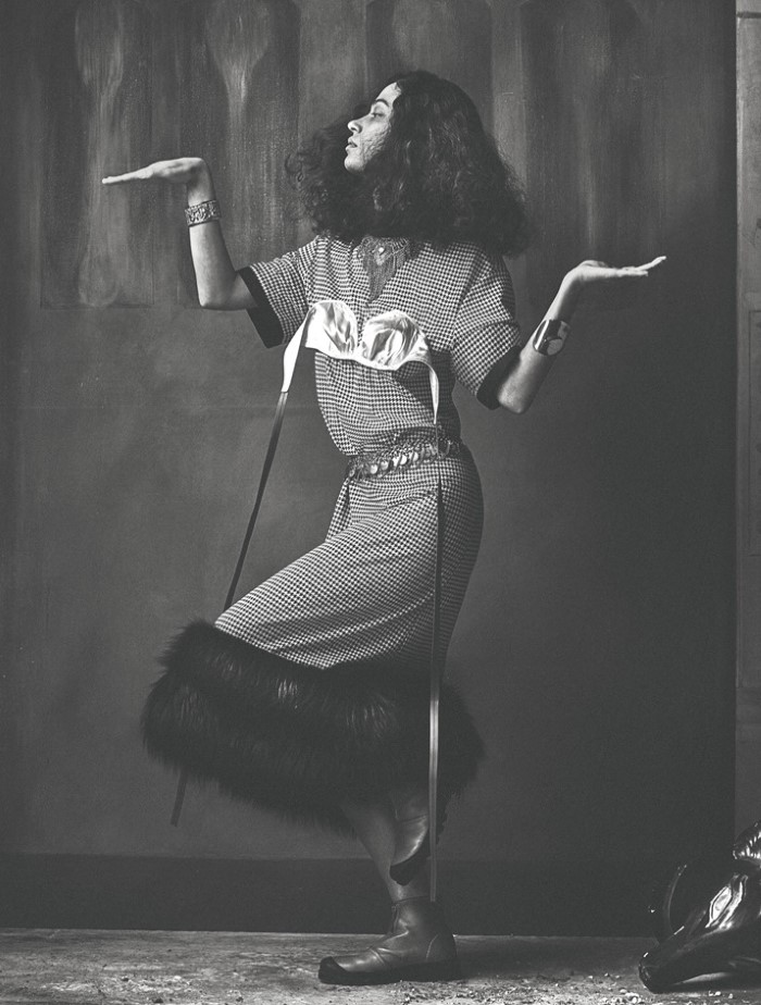 Craig McDean Captures Ensemble Cast In 'Remixed Reality' For Vogue ...