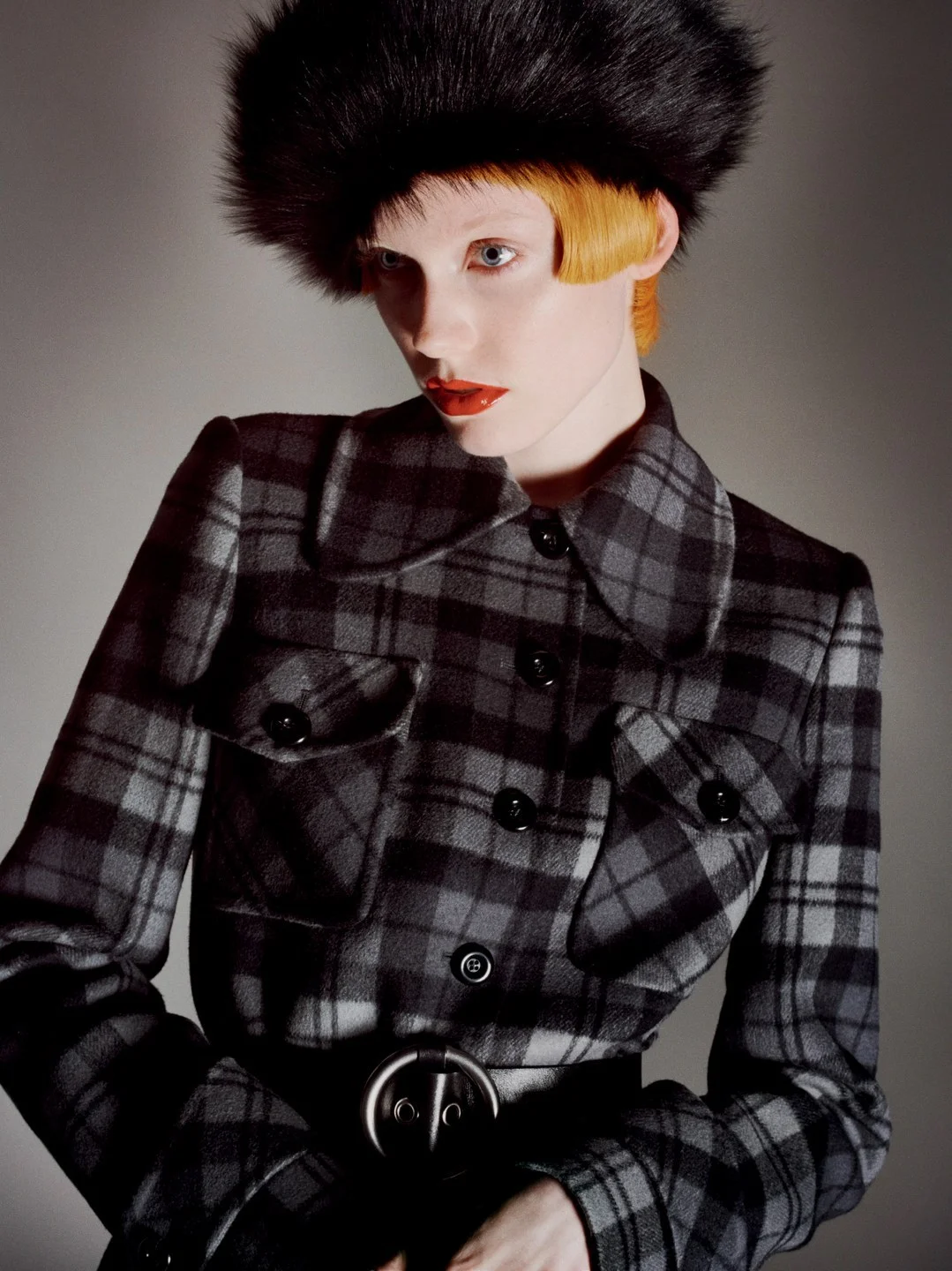 Theo Sion Flashes Fran, Imaan & Kiki In 'New Season Starts Now' For ...