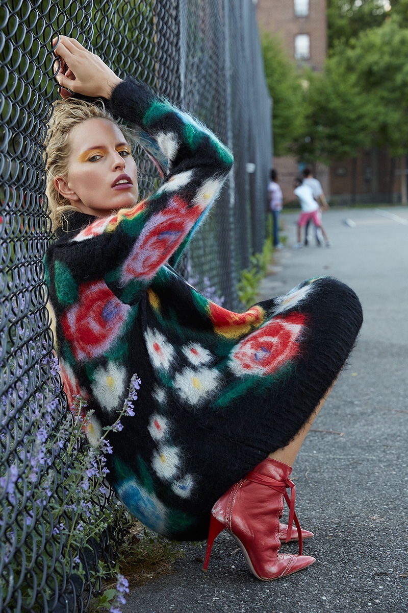 Karolina Kurkova Chills Is Lensed By James Macari For Harper's Bazaar ...