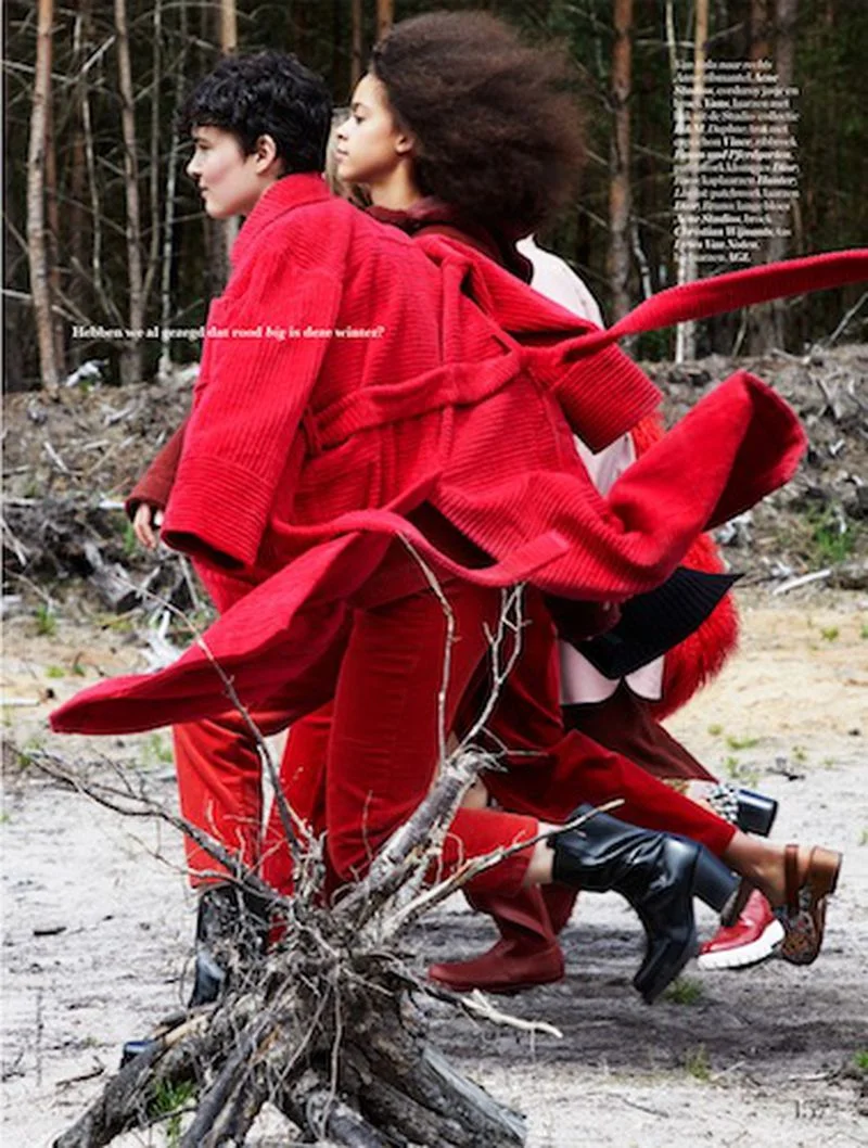 Anne Verhallen & Roos van Elk Chill In Nature For 'Out of Office' In ...