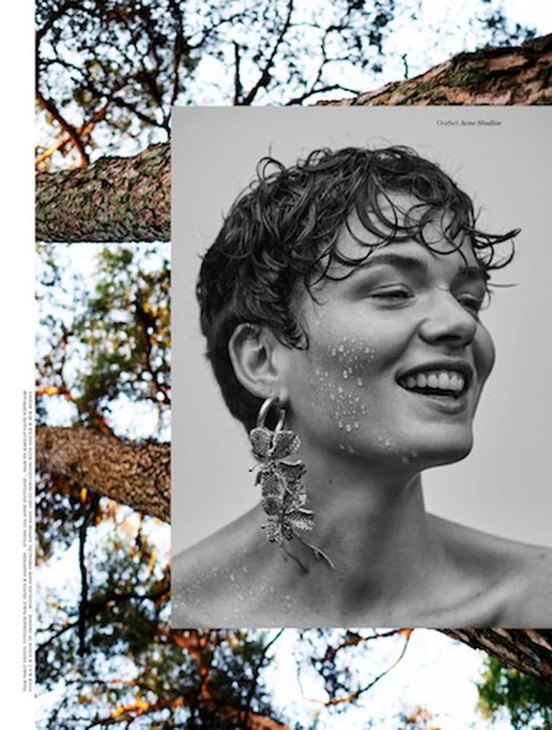 Anne Verhallen & Roos van Elk Chill In Nature For 'Out of Office' In ...