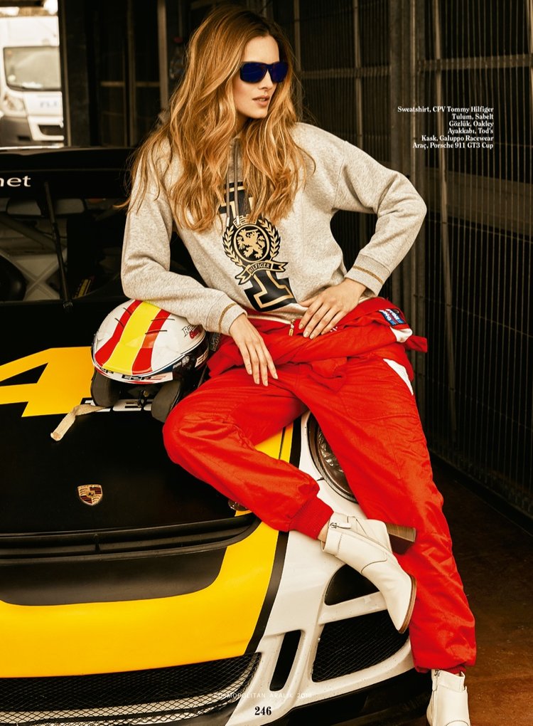 Lourdes Coteron Revs Sexy Sport Motors In Julio Sancho Images For ...